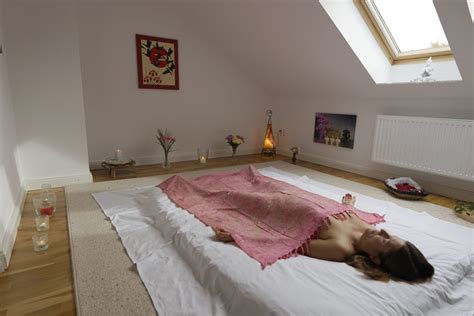 Olaf • Tantramassage Klangschalenmassage Sinnlichkeitsmassage