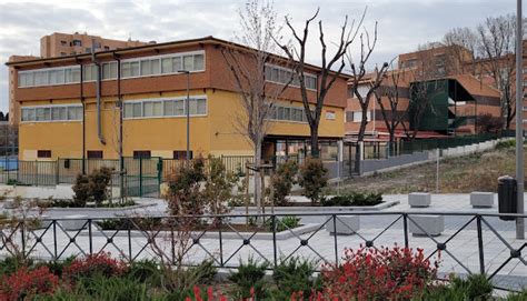 Ies Gran Capitán Madrid Horario Dirección Y Opiniones Educaciontop