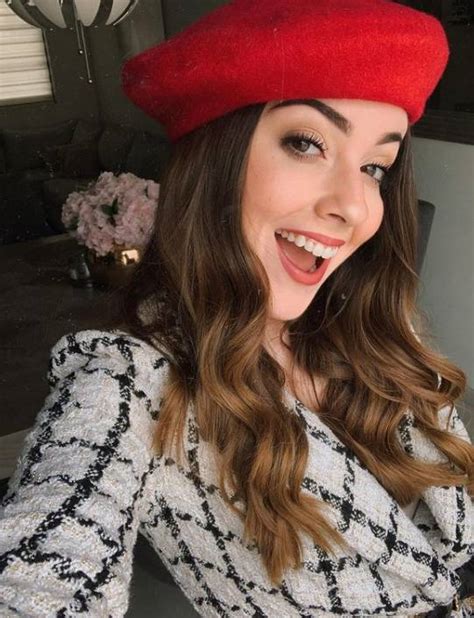 Monica Llaca De Carrillo Feet