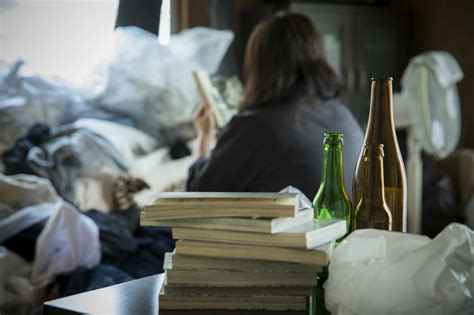 孤独死した40代女性が日記に綴った叶わぬ願い 男性より見抜きづらい､女性の孤立 週刊女性prime 東洋経済オンライン