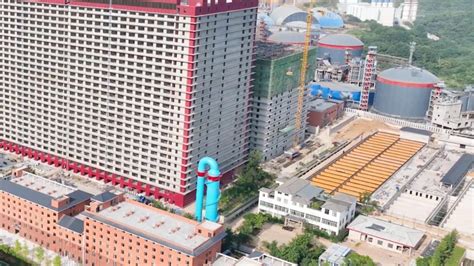 水泥企业跨界养猪，实拍湖北鄂州世界单体最大楼房养猪基地七环视频澎湃新闻 The Paper