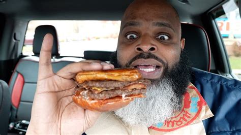 Wendys Pretzel Baconator Review Youtube