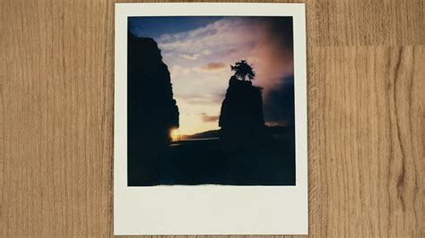 How To Take Good Polaroid Pictures In The Dark FotoProfy