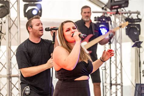 Opening In Müschenbach Zilonis