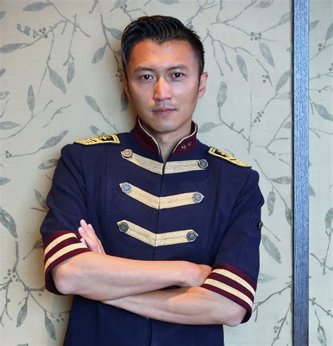 Nicholas Tse Tourists In Hong Kong Canteens For Seniors 5 Weekend