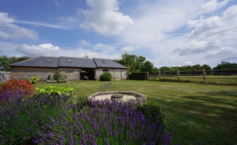 Split Level Garage Store And Outbuilding