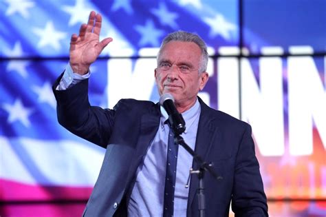 Mod Välkomnar Robert F Kennedy Jr Som Usa S Nya Hälsominister
