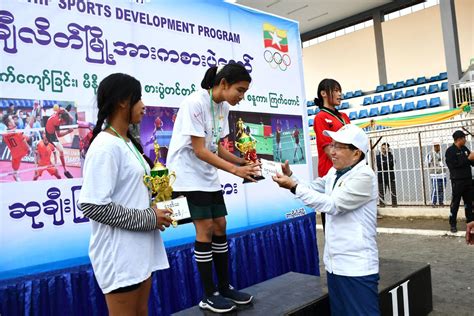 စဉ့်ကူးမြို့နယ်၊ ရွာတော်လေးကျေးရွာရှိ ချမ်းမြေ့သာစည် ဘုန်းတော်ကြီးသင