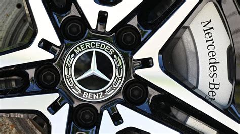 Industrie Mercedes Benz legt Grundstein für E Campus in Stuttgart