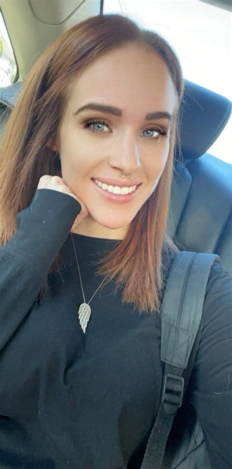 F34 Single Mom Am I Hot Rsfwamihot