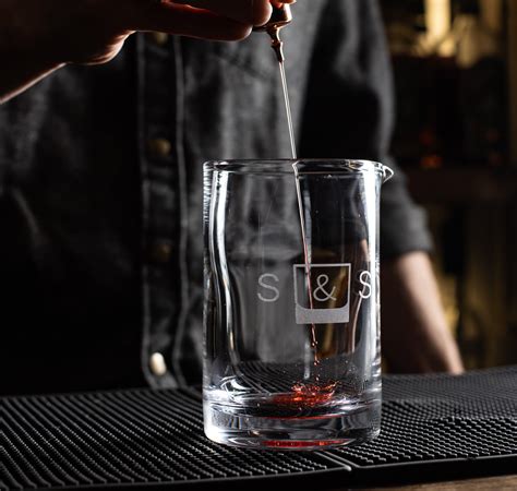 Custom Etched Seamless Cocktail Mixing Glass 24 Oz Amehla Co
