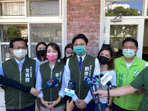 批民眾黨「戀棧！寄生！」 竹市議會綠黨團：做賊喊抓賊 2022 縣市長九合一選舉｜yahoo奇摩新聞