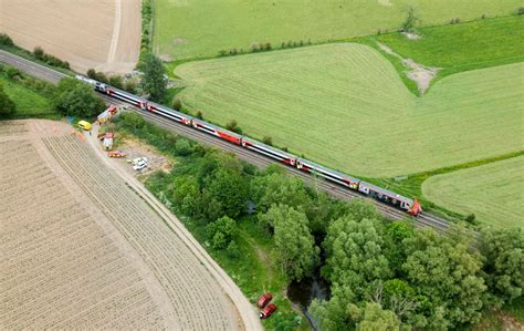 Man Airlifted To Hospital After Train Hits Tractor Trailer On Level
