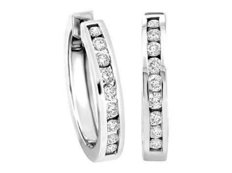 Boucles d oreilles à diamants 1 3 ct t w anneaux en or blanc 10k