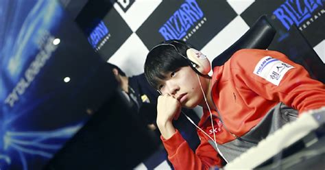 포토 대기하던 Sk텔레콤 4번째 주자 조중혁 졌네