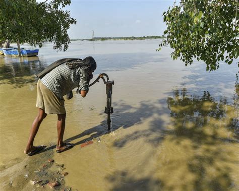 Water Level In Yamuna Above Danger Mark
