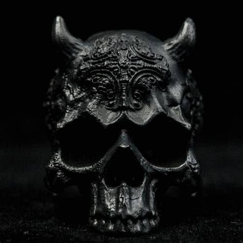 Jawless Skull Silver Ring Sunro Raven