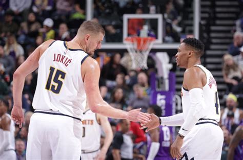Nba历史一共11对队友组合同砍三双，威少占其中3对