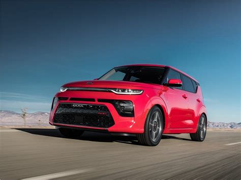 KIA Soul - обзор, цены, видео, технические характеристики КИА Соул
