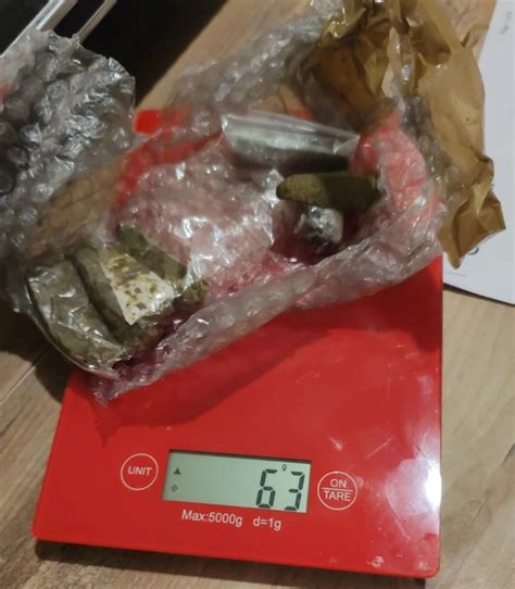 Иззеха хашиш за над 25 000 лв край Елин Пелин СНИМКИ Престъпления Крими Новините на