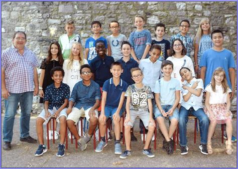 Photos De Classe De Primaire 2016 2017 Institut Saint Louis Namur