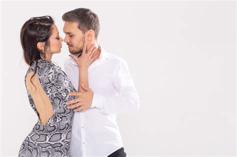 Joven Pareja Bailando Música Latina Bachata Merengue Salsa Dos