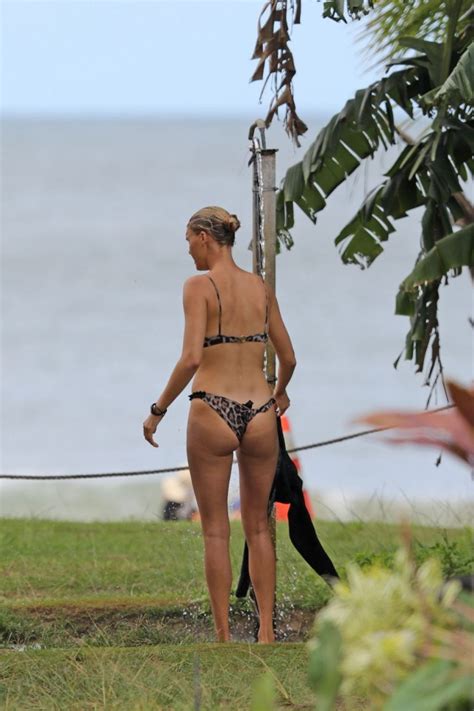 Kelly Rohrbach Sexy 52 Photos Thefappening