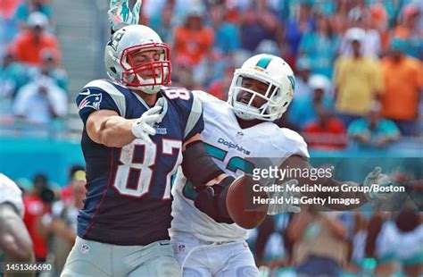 New England Patriots Tight End Rob Gronkowski Cant Catch A Fourth