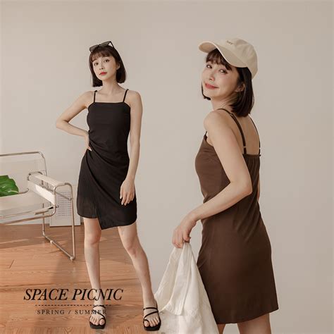 明天出貨 Space Picnic｜側抓皺彈力細肩洋裝 3色現貨【c23051042】 蝦皮購物