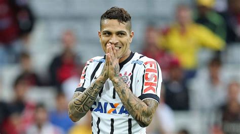 Paolo Guerrero Es El Segundo Máximo Goleador Extranjero Del Brasileirao