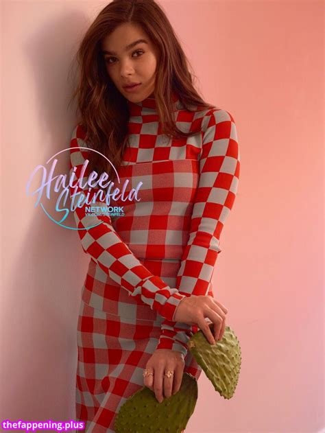 Hailee Steinfeld Haileesteinfeld Https Nude OnlyFans Photo 1188