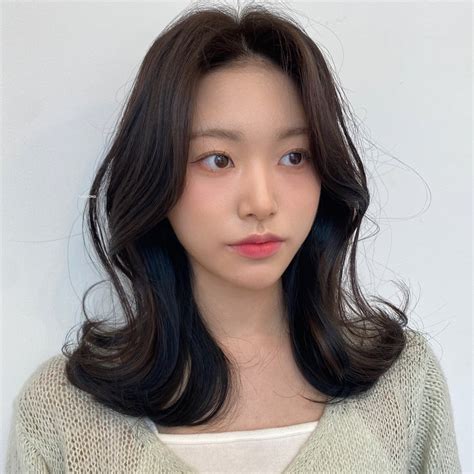 차홍룸 목동점 백지연 실장 🤍 고객후기 엘리자벳펌 💚 어느덧 5개월이 훌쩍넘은 나영고객님의 엘리자벳펌🥰 얼굴을 흐르는 페이스라인컷 은 기장감이 길어져도 펌과