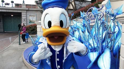 Donald Duck And Chip And Dale Meet At Disneyland Paris In 25th