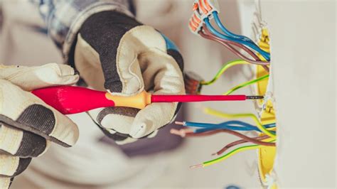 Instalações Elétricas De Baixa Tensão