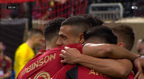 El Griego Giorgos Giakoumakis Se Estrena Como Goleador De Atlanta Con