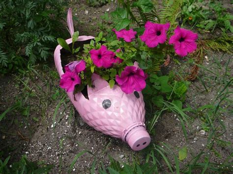 20 полезных и красивых вещей которые несложно сделать из пластиковых бутылок