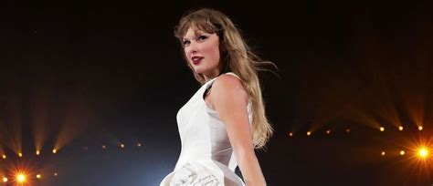 Taylor Swift Files Trademark For Female Rage The Musical Fandom Daily