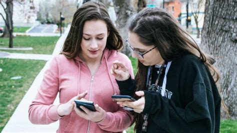 How To Share Your WiFi Password With Guests CyberGuy