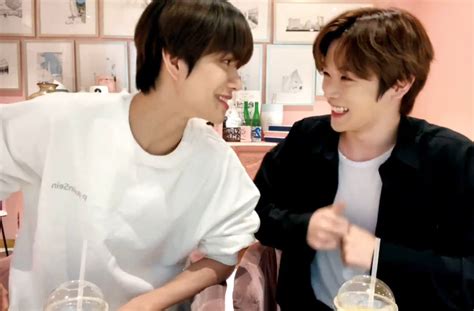 고주망태 on Twitter 진짜 요 날 젱숑 둘이 나란히 앉아 있는 사진이나 영상볼 때마다 바위에 대가리 콱콱 박고