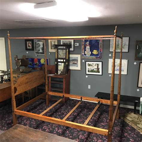 Eldred Wheeler Full Size Tiger Maple Canapy Bed — Ardesh