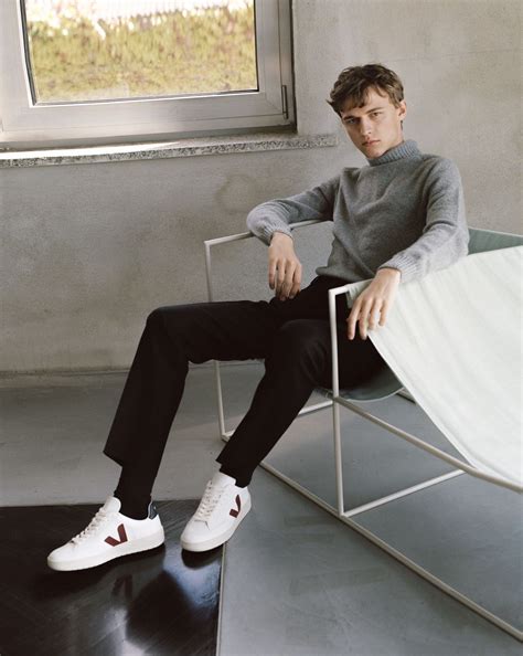 Veja Iconic Ethical And Sustainable Sneaker Brand In 2021 Sneakers