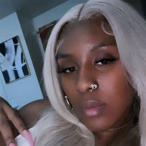 Valerie Valerieenicoleeee On Threads