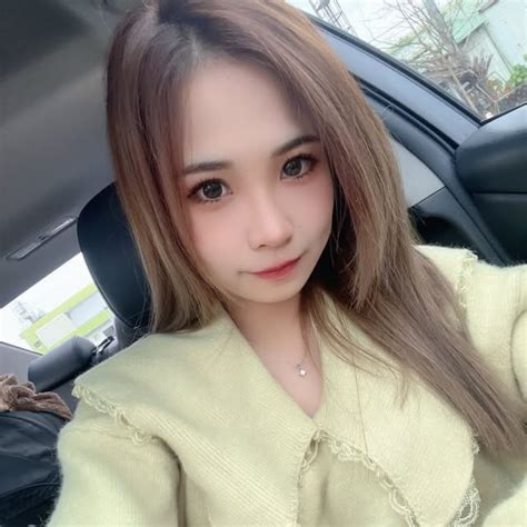 雯雯 Wenwen On Threads
