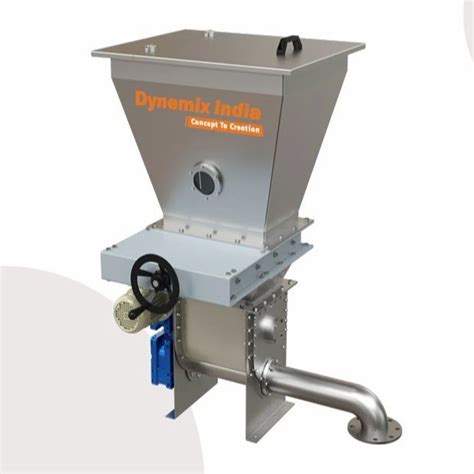 3 5 Kw Dynemix India Micro Batch Feeder Lifting Capacity 2 Tons At
