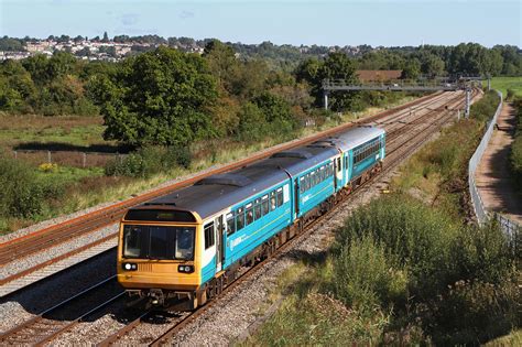Class 142 Tomcurtisrailgallery
