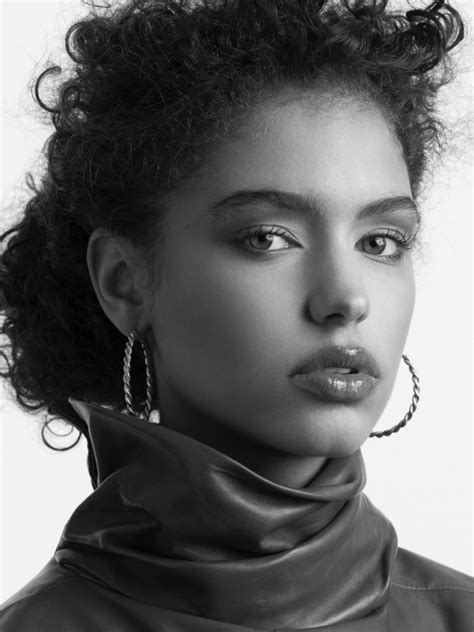 Photo Of Fashion Model Danielle Ellsworth Id 620763 Models The Fmd