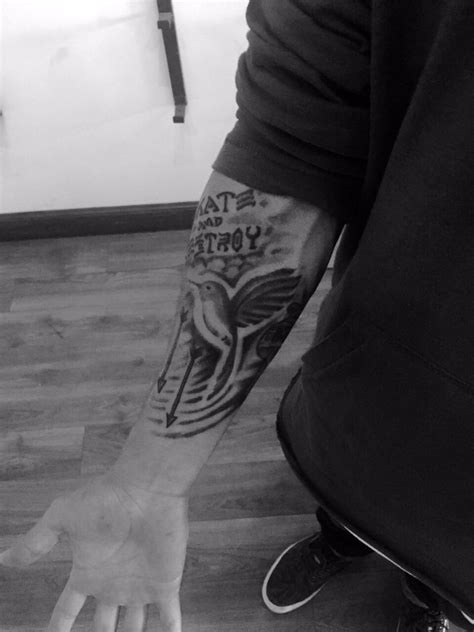 Pin On Santi Tattoo