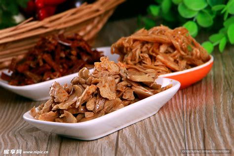 桌子上的杏鲍菇特写摄影图 其他 餐饮美食 摄影图库 昵图网