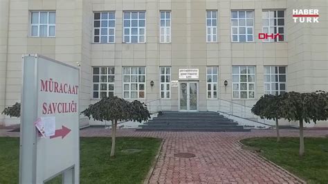 Engelli komşusuna cinsel saldırıda bulunup fotoğraflarını çeken süpheli