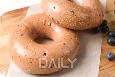 데일리 프랑스 하면 바게트 독일 하면 브레첼 나라별 대표적인 빵 푸드 푸드빵대표빵나라별대표빵바게트브레첼